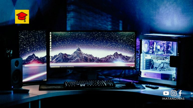 √ Komputer Adalah: Pengertian, Sejarah, Fungsi dan Jenisnya